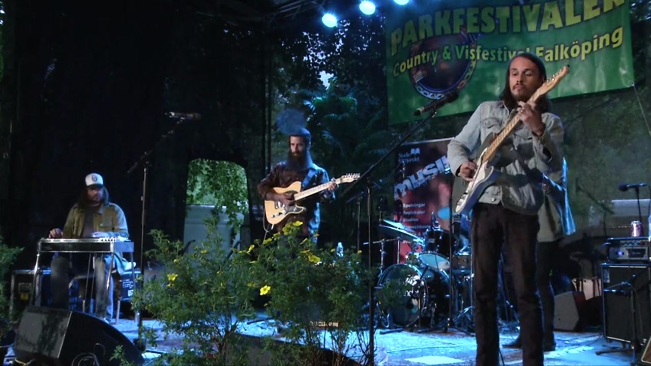 JP Harris & the Tough Choices